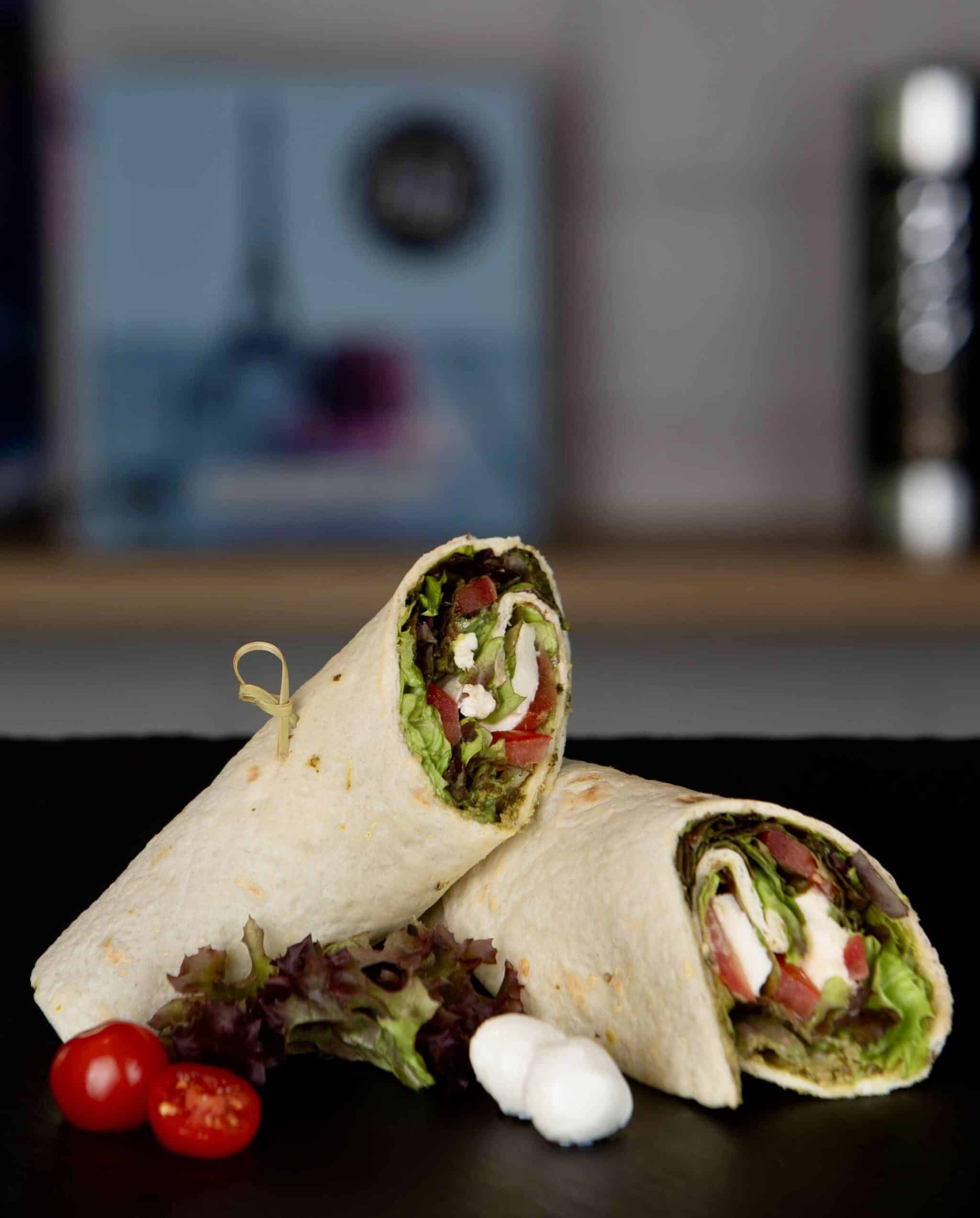 Caprese Wrap (Veggie) - Bonjour Munich